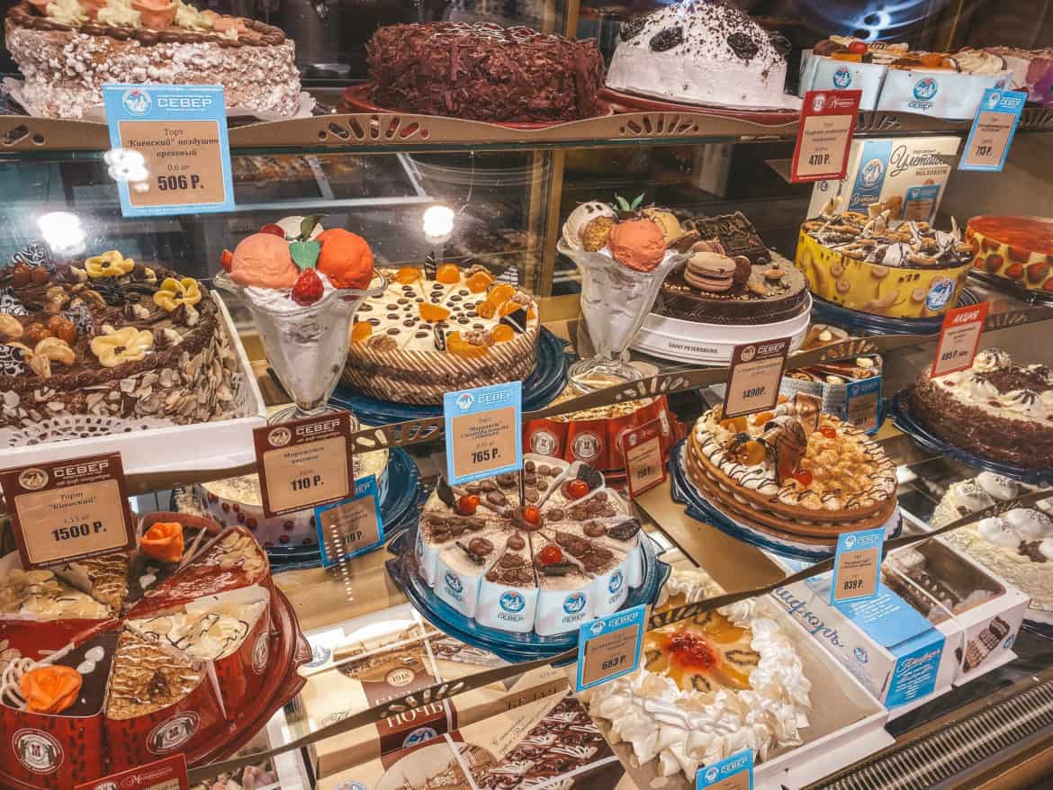 12 Amazing Desserts to Try in Russia (Yummy)| Russian & Soviet desserts