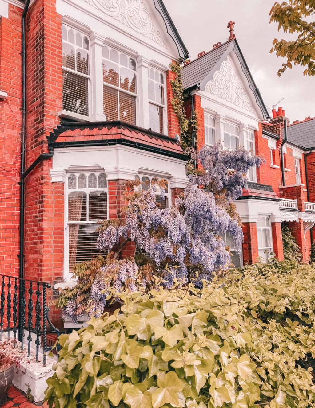 Is It Worth To Live In London? Pros And Cons Of Living In London