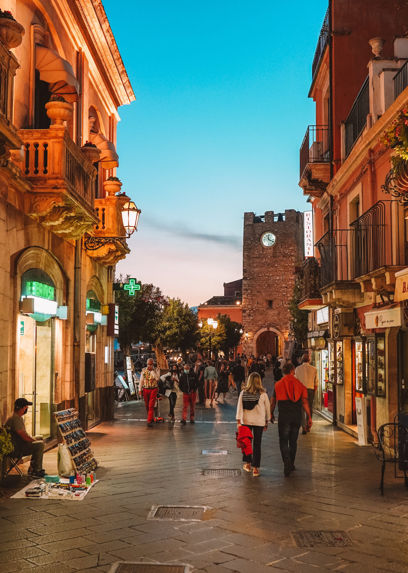 Sicily vs Sardinia: What's The Best Island To Visit in Italy